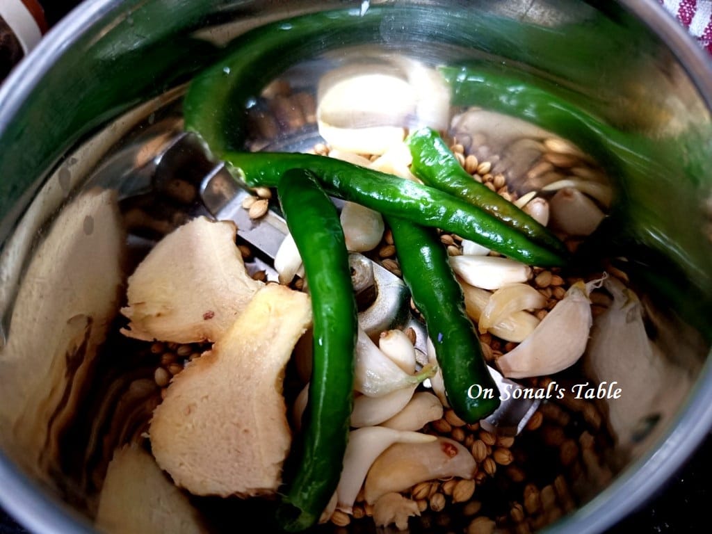 Matar ka nimona (green peas curry) - Sonal Singh